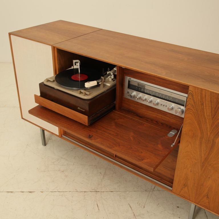 Design is fine. History is mine.