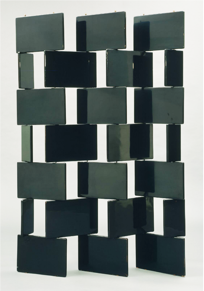 Brick Screen by Eileen Gray, 1922 – Design is fine. History is mine